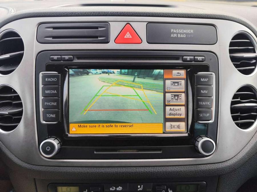 Pelēks Volkswagen Tiguan 2009 Šauļi, ar dzinēja tilpumu 2.00 L un nobraukumu 222 tūkst. km par 4500 €, foto 17 vietnē AUTOMOTO.COM.LV