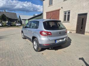 Grey Volkswagen Tiguan 2009 in Vilnius, with an engine capacity of 2.00 L and mileage of 375 thousand km for 2000 €, photo 10 on AUTOMOTO.COM.LV