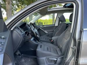 Grey Volkswagen Tiguan 2009 in Riga, with an engine capacity of 2.00 L and mileage of 232 thousand km for 6290 €, photo 11 on AUTOMOTO.COM.LV