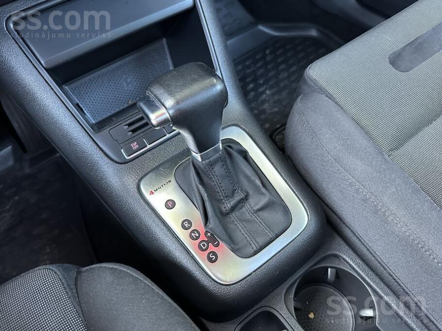 Grey Volkswagen Tiguan 2009 in Riga, with an engine capacity of 2.00 L and mileage of 232 thousand km for 6290 €, photo 28 on AUTOMOTO.COM.LV