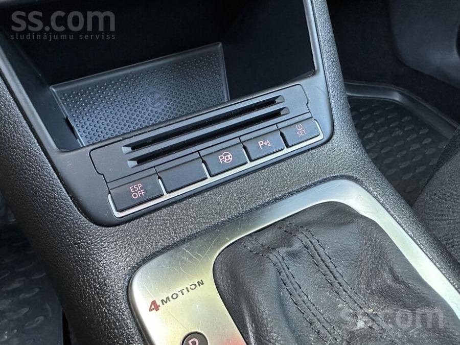 Grey Volkswagen Tiguan 2009 in Riga, with an engine capacity of 2.00 L and mileage of 232 thousand km for 6290 €, photo 29 on AUTOMOTO.COM.LV