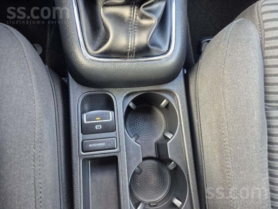 Grey Volkswagen Tiguan 2009 in Liepaja, with an engine capacity of 2.00 L and mileage of 223 thousand km for 7400 €, photo 15 on AUTOMOTO.COM.LV