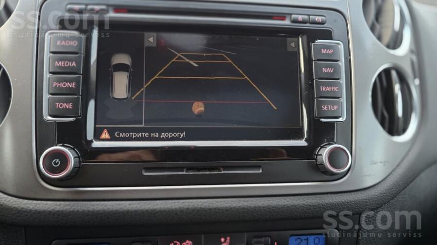 Pelēks Volkswagen Tiguan 2009 Rīga, ar dzinēja tilpumu 2.00 L un nobraukumu 282 tūkst. km par 5750 €, foto 3 vietnē AUTOMOTO.COM.LV