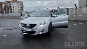 Pelēks Volkswagen Tiguan 2009 Rīga, ar dzinēja tilpumu 2.00 L un nobraukumu 282 tūkst. km par 5750 €, foto 17 vietnē AUTOMOTO.COM.LV