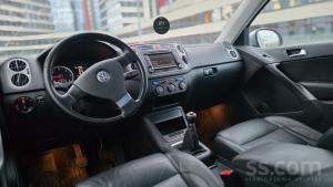 Pelēks Volkswagen Tiguan 2009 Rīga, ar dzinēja tilpumu 2.00 L un nobraukumu 282 tūkst. km par 5750 €, foto 22 vietnē AUTOMOTO.COM.LV