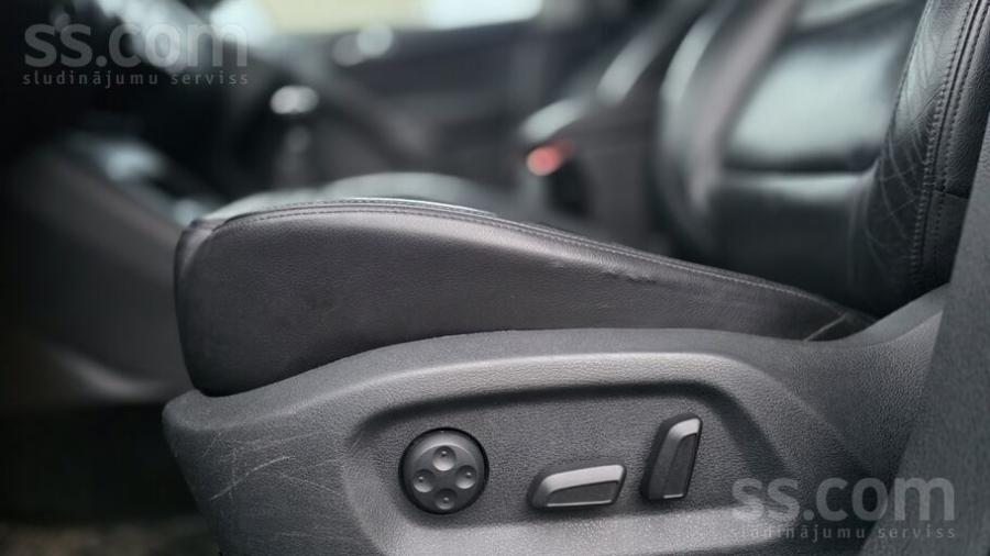 Pelēks Volkswagen Tiguan 2009 Rīga, ar dzinēja tilpumu 2.00 L un nobraukumu 282 tūkst. km par 5750 €, foto 24 vietnē AUTOMOTO.COM.LV