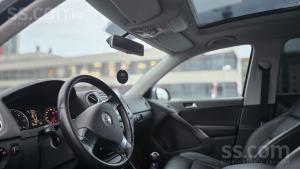 Pelēks Volkswagen Tiguan 2009 Rīga, ar dzinēja tilpumu 2.00 L un nobraukumu 282 tūkst. km par 5750 €, foto 29 vietnē AUTOMOTO.COM.LV