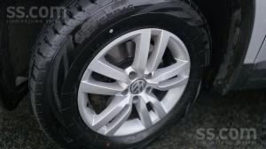 Pelēks Volkswagen Tiguan 2009 Rīga, ar dzinēja tilpumu 2.00 L un nobraukumu 282 tūkst. km par 5750 €, foto 30 vietnē AUTOMOTO.COM.LV