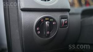 Pelēks Volkswagen Tiguan 2009 Rīga, ar dzinēja tilpumu 2.00 L un nobraukumu 282 tūkst. km par 5750 €, foto 32 vietnē AUTOMOTO.COM.LV