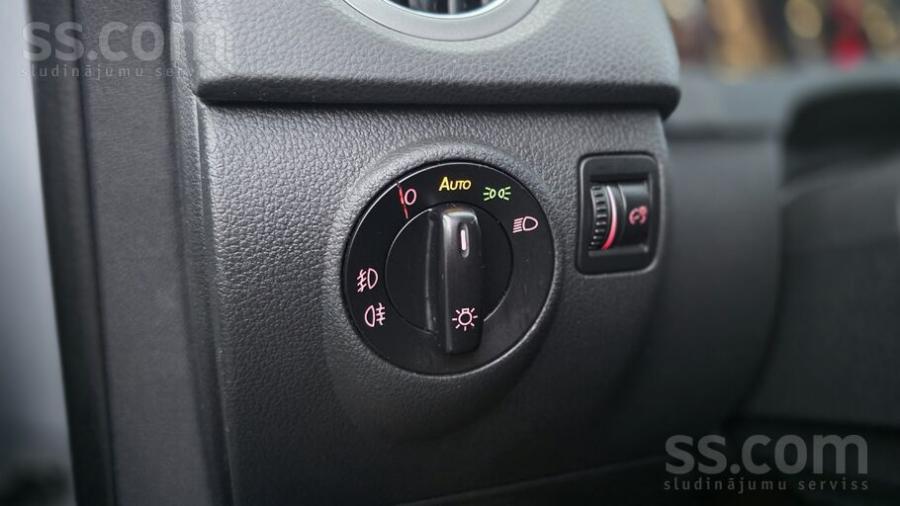 Pelēks Volkswagen Tiguan 2009 Rīga, ar dzinēja tilpumu 2.00 L un nobraukumu 282 tūkst. km par 5750 €, foto 32 vietnē AUTOMOTO.COM.LV