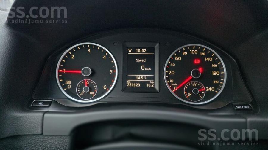 Pelēks Volkswagen Tiguan 2009 Rīga, ar dzinēja tilpumu 2.00 L un nobraukumu 282 tūkst. km par 5750 €, foto 34 vietnē AUTOMOTO.COM.LV
