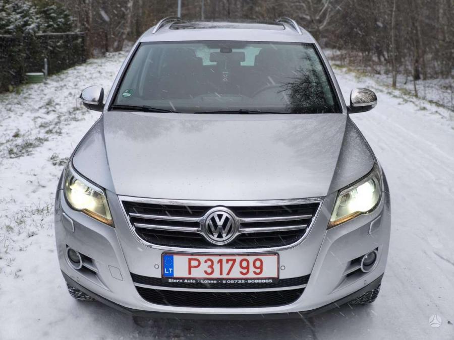 Pelēks Volkswagen Tiguan 2010 Šauļi, ar dzinēja tilpumu 1.97 L un nobraukumu 166 tūkst. km par 6700 €, foto 2 vietnē AUTOMOTO.COM.LV