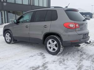 Grey Volkswagen Tiguan 2010 in Kaunas, with an engine capacity of 1.97 L and mileage of 235 thousand km for 4350 €, photo 7 on AUTOMOTO.COM.LV