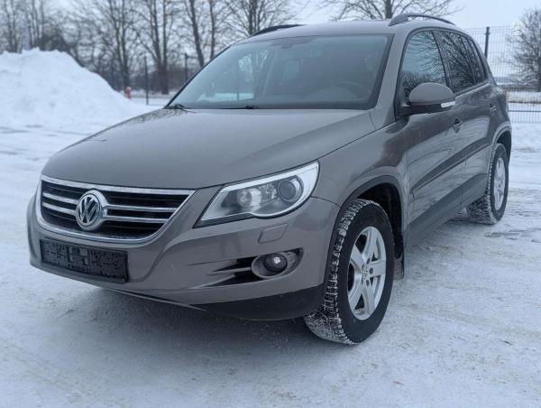 Grey Volkswagen Tiguan 2010 in Kaunas, with an engine capacity of 1.97 L and mileage of 235 thousand km for 4350 €, photo 9 on AUTOMOTO.COM.LV