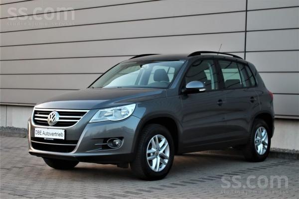 Grey Volkswagen Tiguan 2010 in Ogre, with an engine capacity of 1.60 L and mileage of 208 thousand km for 6995 €, photo 5 on AUTOMOTO.COM.LV
