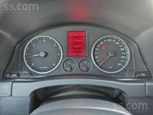 Grey Volkswagen Tiguan 2010 in Cesis, with an engine capacity of 2.00 L and mileage of 212 thousand km for 6850 €, photo 17 on AUTOMOTO.COM.LV