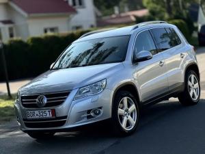 Pelēks Volkswagen Tiguan 2010 Jūrmala, ar dzinēja tilpumu 2.00 L un nobraukumu 212 tūkst. km par 3000 €, foto  vietnē AUTOMOTO.COM.LV