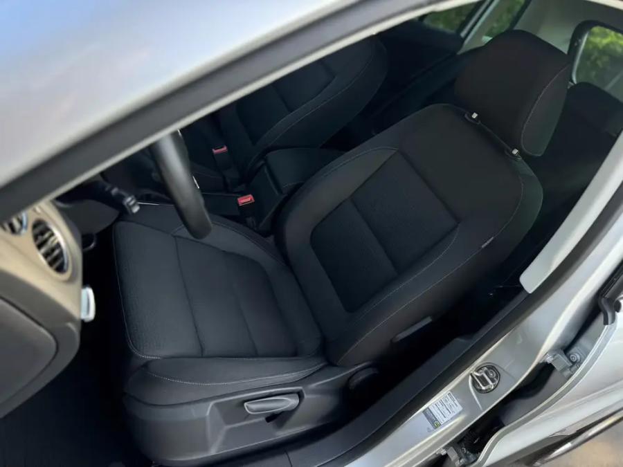Pelēks Volkswagen Tiguan 2010 Jūrmala, ar dzinēja tilpumu 2.00 L un nobraukumu 212 tūkst. km par 3000 €, foto 14 vietnē AUTOMOTO.COM.LV