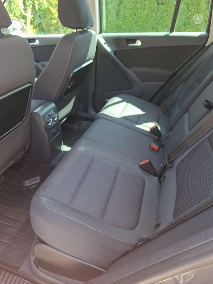Pelēks Volkswagen Tiguan 2010 Kauņa, ar dzinēja tilpumu 1.39 L un nobraukumu 184 tūkst. km par 6700 €, foto 15 vietnē AUTOMOTO.COM.LV
