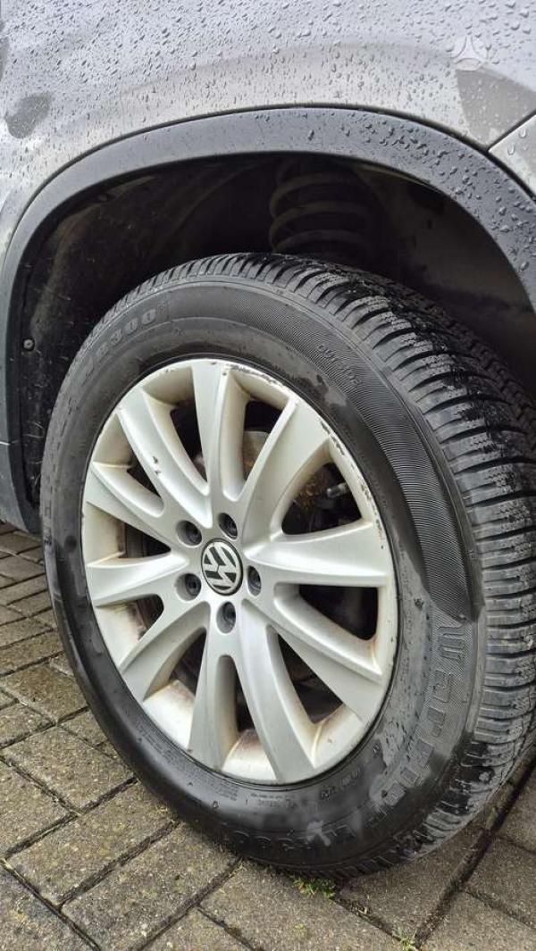 Pelēks Volkswagen Tiguan 2010 Mažeikiai, ar dzinēja tilpumu 1.97 L un nobraukumu 297 tūkst. km par 5500 €, foto 6 vietnē AUTOMOTO.COM.LV