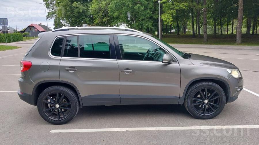 Pelēks Volkswagen Tiguan 2010 Alūksne, ar dzinēja tilpumu 2.00 L un nobraukumu 0 tūkst. km par 5200 €, foto 11 vietnē AUTOMOTO.COM.LV