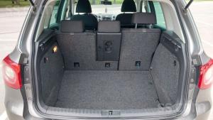 Pelēks Volkswagen Tiguan 2010 Alūksne, ar dzinēja tilpumu 2.00 L un nobraukumu 0 tūkst. km par 5200 €, foto 28 vietnē AUTOMOTO.COM.LV