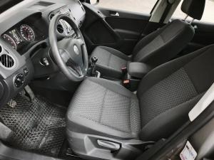 Grey Volkswagen Tiguan 2010 in Jelgava, with an engine capacity of 1.40 L and mileage of 218 thousand km for 5490 €, photo 14 on AUTOMOTO.COM.LV