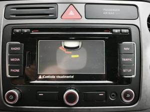 Grey Volkswagen Tiguan 2010 in Jelgava, with an engine capacity of 1.40 L and mileage of 218 thousand km for 5490 €, photo 19 on AUTOMOTO.COM.LV