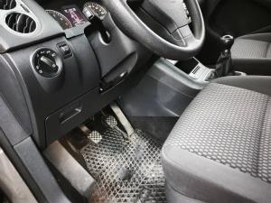 Grey Volkswagen Tiguan 2010 in Jelgava, with an engine capacity of 1.40 L and mileage of 218 thousand km for 5490 €, photo 28 on AUTOMOTO.COM.LV