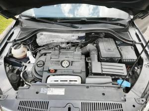 Grey Volkswagen Tiguan 2010 in Jelgava, with an engine capacity of 1.40 L and mileage of 218 thousand km for 5490 €, photo 30 on AUTOMOTO.COM.LV