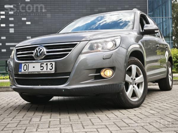 Pelēks Volkswagen Tiguan 2010 Jelgava, ar dzinēja tilpumu 1.40 L un nobraukumu 0 tūkst. km par 5490 €, foto 3 vietnē AUTOMOTO.COM.LV