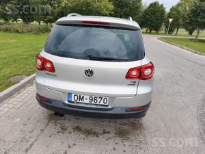 Pelēks Volkswagen Tiguan 2010 Liepāja, ar dzinēja tilpumu 1.40 L un nobraukumu 153 tūkst. km par 5950 €, foto 5 vietnē AUTOMOTO.COM.LV