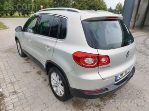 Pelēks Volkswagen Tiguan 2010 Liepāja, ar dzinēja tilpumu 1.40 L un nobraukumu 153 tūkst. km par 5950 €, foto 6 vietnē AUTOMOTO.COM.LV