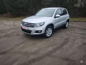 Grey Volkswagen Tiguan 2011 in Vilnius, with an engine capacity of 1.97 L and mileage of 222 thousand km for 7650 €, photo  on AUTOMOTO.COM.LV