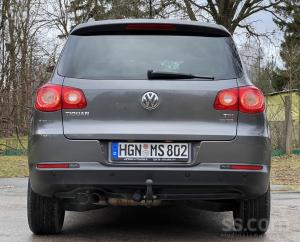 Grey Volkswagen Tiguan 2011 in Jelgava, with an engine capacity of 1.40 L and mileage of 186 thousand km for 6295 €, photo 6 on AUTOMOTO.COM.LV