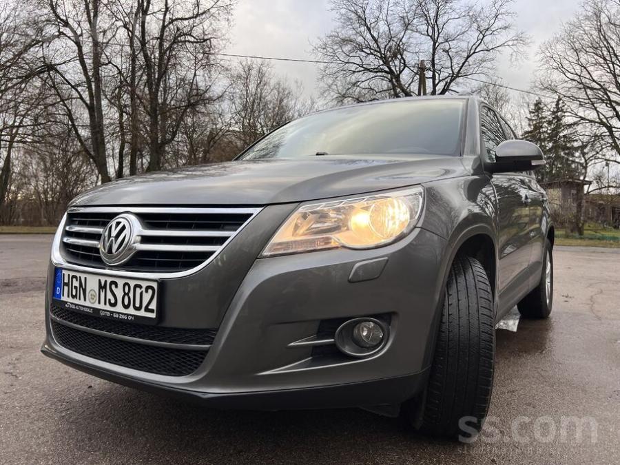 Grey Volkswagen Tiguan 2011 in Jelgava, with an engine capacity of 1.40 L and mileage of 186 thousand km for 6295 €, photo 29 on AUTOMOTO.COM.LV