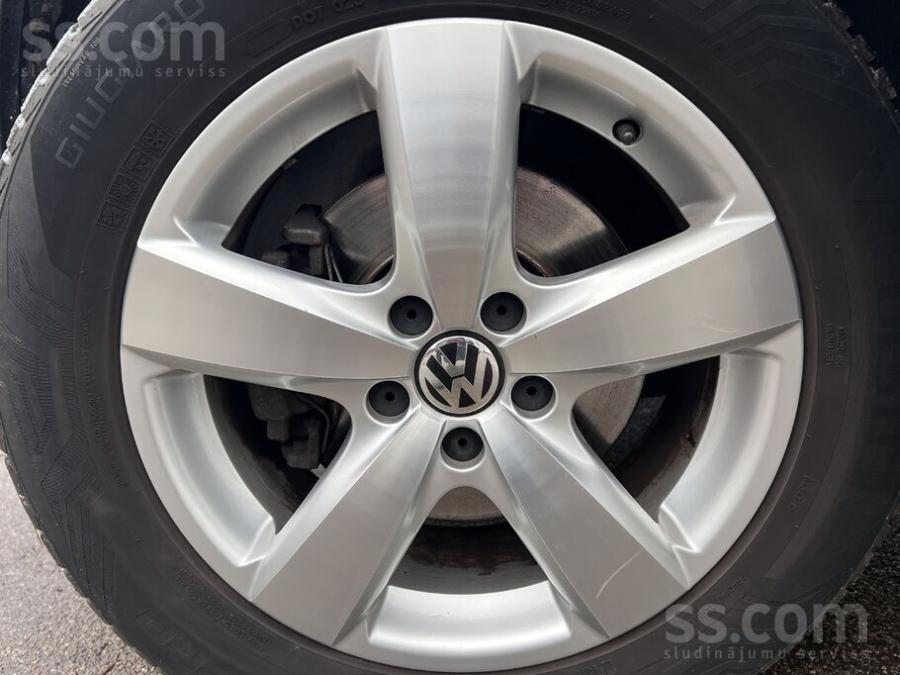 Grey Volkswagen Tiguan 2011 in Jelgava, with an engine capacity of 1.40 L and mileage of 186 thousand km for 6295 €, photo 35 on AUTOMOTO.COM.LV