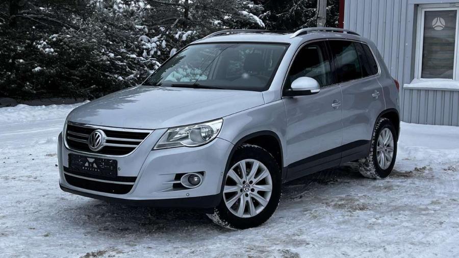Pelēks Volkswagen Tiguan 2011 Ukmergė, ar dzinēja tilpumu 1.97 L un nobraukumu 290 tūkst. km par 5200 €, foto 2 vietnē AUTOMOTO.COM.LV