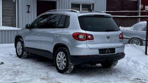 Pelēks Volkswagen Tiguan 2011 Ukmergė, ar dzinēja tilpumu 1.97 L un nobraukumu 290 tūkst. km par 5200 €, foto 4 vietnē AUTOMOTO.COM.LV