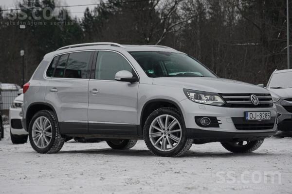 Grey Volkswagen Tiguan 2011 in Riga, with an engine capacity of 2.00 L and mileage of 160 thousand km for 11990 €, photo 2 on AUTOMOTO.COM.LV