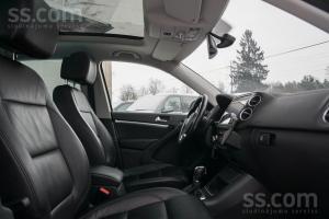 Pelēks Volkswagen Tiguan 2011 Rīga, ar dzinēja tilpumu 2.00 L un nobraukumu 160 tūkst. km par 11990 €, foto 6 vietnē AUTOMOTO.COM.LV