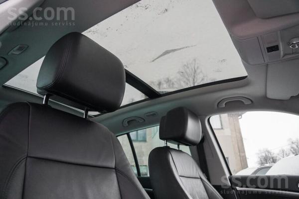 Grey Volkswagen Tiguan 2011 in Riga, with an engine capacity of 2.00 L and mileage of 160 thousand km for 11990 €, photo 7 on AUTOMOTO.COM.LV