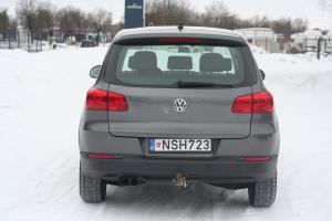 Pelēks Volkswagen Tiguan 2011 Kauņa, ar dzinēja tilpumu 2.00 L un nobraukumu 148 tūkst. km par 9999 €, foto 5 vietnē AUTOMOTO.COM.LV