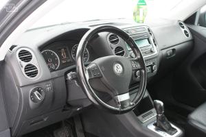 Pelēks Volkswagen Tiguan 2011 Kauņa, ar dzinēja tilpumu 2.00 L un nobraukumu 148 tūkst. km par 9999 €, foto 8 vietnē AUTOMOTO.COM.LV