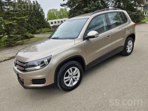 Grey Volkswagen Tiguan 2011 in Jekabpils, with an engine capacity of 1.40 L and mileage of 114 thousand km for 8790 €, photo  on AUTOMOTO.COM.LV