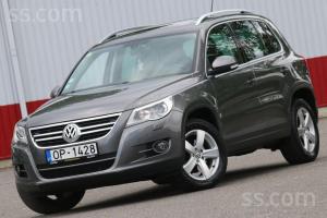 Grey Volkswagen Tiguan 2011 in Riga, with an engine capacity of 2.00 L and mileage of 206 thousand km for 8490 €, photo  on AUTOMOTO.COM.LV