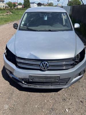 Pelēks Volkswagen Tiguan 2011 Tauragė, ar dzinēja tilpumu 0.00 L un nobraukumu 237 tūkst. km par 4100 €, foto 6 vietnē AUTOMOTO.COM.LV