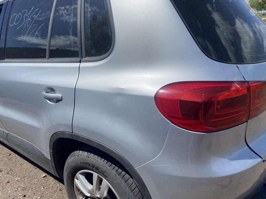 Pelēks Volkswagen Tiguan 2011 Tauragė, ar dzinēja tilpumu 0.00 L un nobraukumu 237 tūkst. km par 4100 €, foto 11 vietnē AUTOMOTO.COM.LV