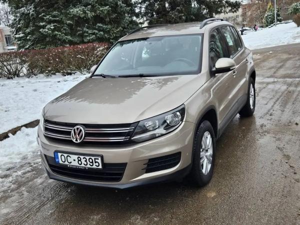 Grey Volkswagen Tiguan 2011 in Jekabpils, with an engine capacity of 1.40 L and mileage of 114 thousand km for 7200 €, photo 2 on AUTOMOTO.COM.LV