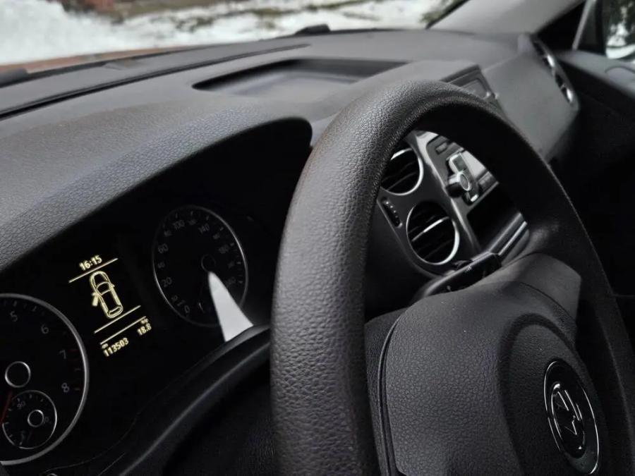 Pelēks Volkswagen Tiguan 2011 Jēkabpils, ar dzinēja tilpumu 1.40 L un nobraukumu 114 tūkst. km par 7200 €, foto 14 vietnē AUTOMOTO.COM.LV